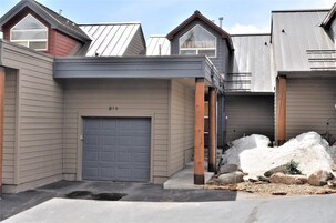 Casa, várias camas (Forest Park 3 bed 4 Bath Twnhm HTJM) | Exterior