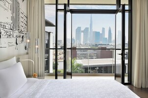 Quarto Premium, 1 cama king-size (View) | Roupa de alta qualidade, minibar, cofre no quarto, secretária 