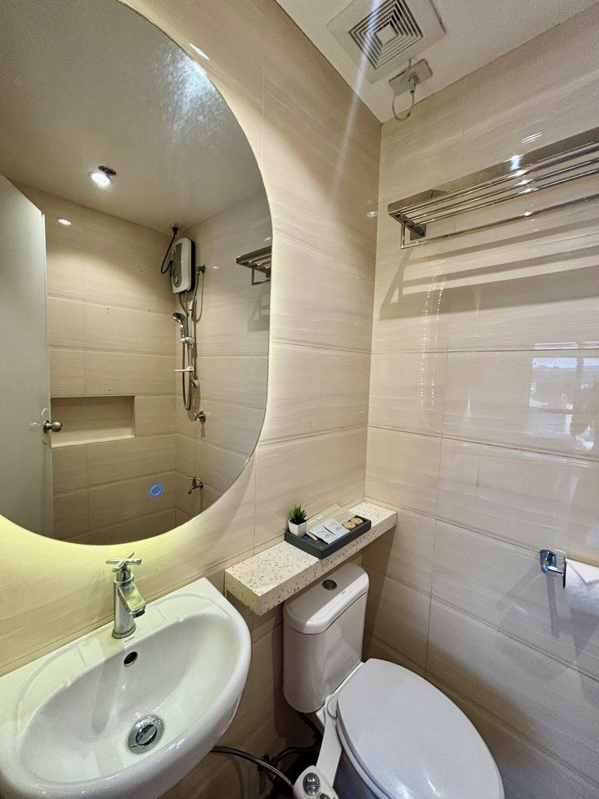 Quarto duplo luxo | Banheiro