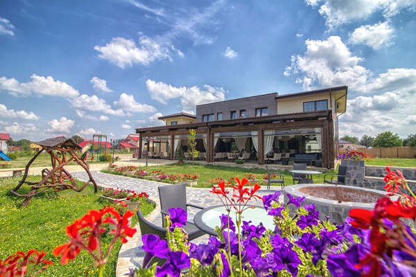 Pensiunea Aristocratis - Transylvania