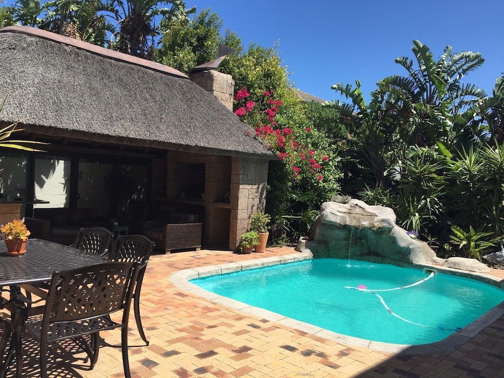 Atlantic Breeze - Cape Town