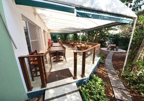 Pequeno-almoço tipo buffet diário incluído 