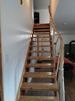 Com decoração personalizada, com mobília individualizada, secretária