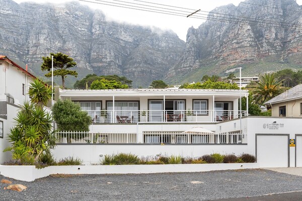 61 On Camps Bay - Camps Bay