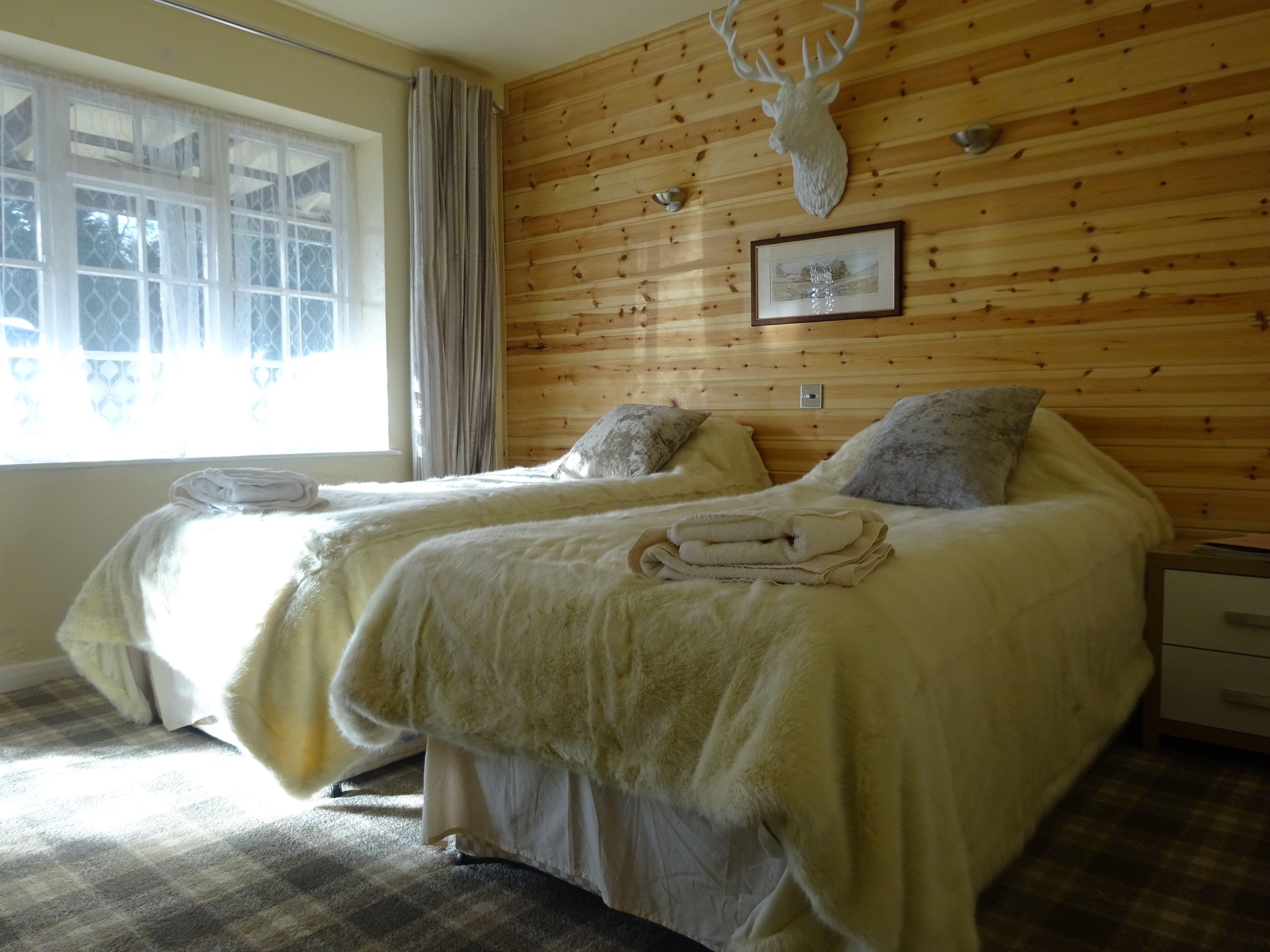 The Chequers Inn, Harrogate: Info, Photos, Reviews | Book at Hotels.com