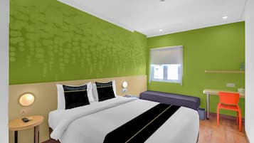 Quarto casal luxo | Frigobar, cofres nos quartos, escrivaninha, Wi-Fi de cortesia