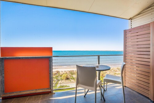 Onslow Beach Resort Reviews, Deals & Photos 2023 - Expedia