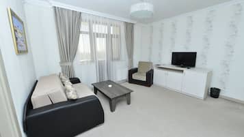 Suite Júnior | 1 quarto, roupa de alta qualidade, cofre no quarto