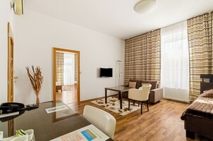 Suite | Cofre no quarto, secretária, quartos insonorizados