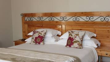 1 quarto, roupa de alta qualidade, com decoração personalizada