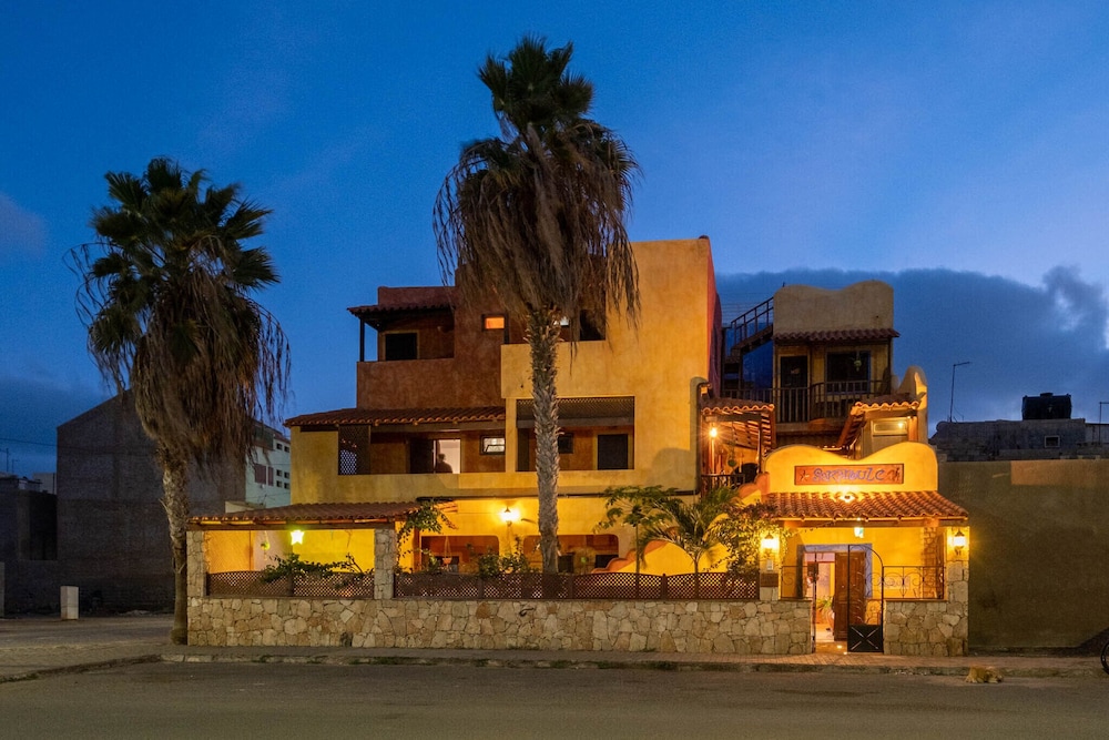 Sakaroule Bed & Breakfast - Cabo Verde
