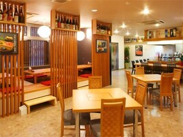 Café da manhã, almoço e jantar