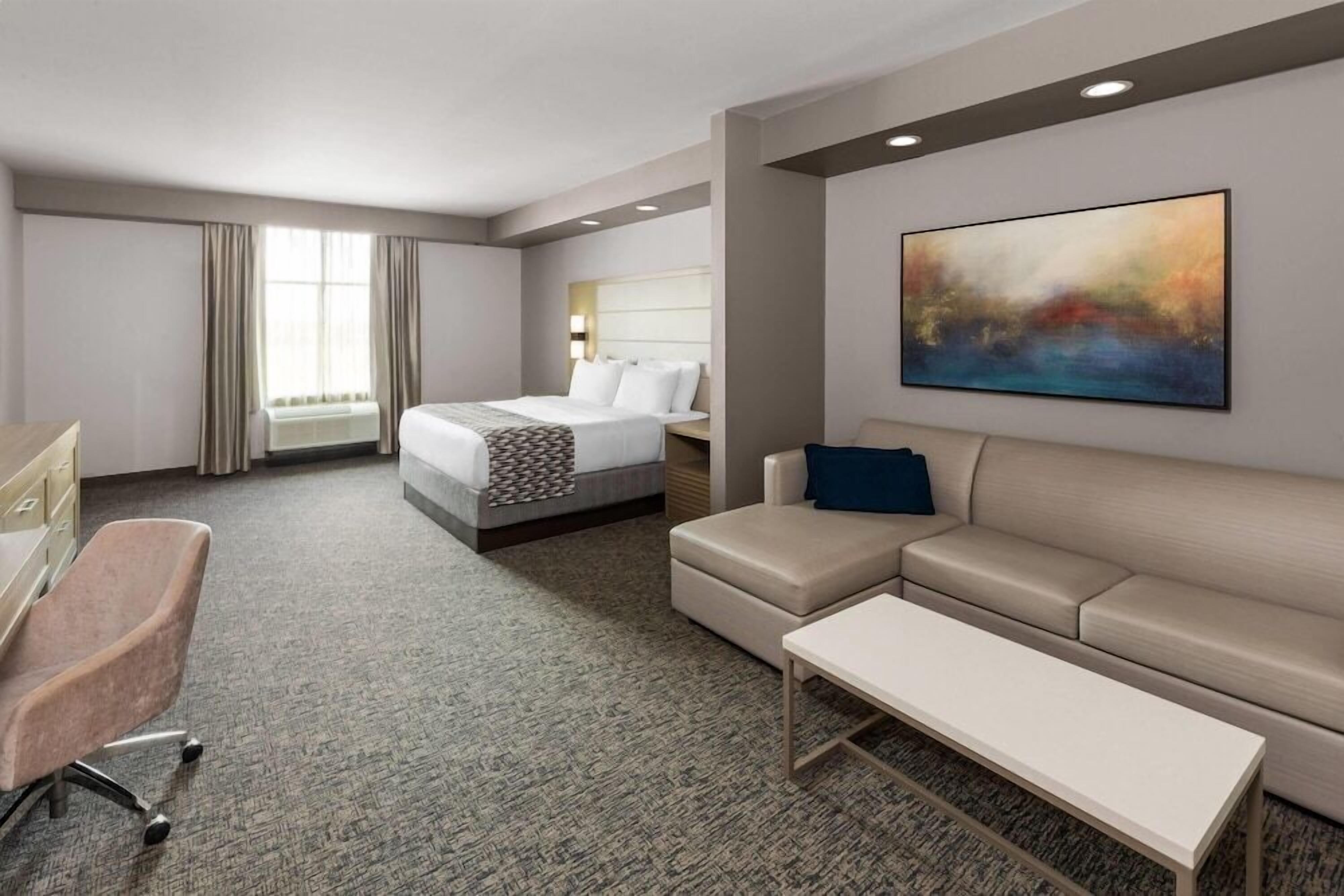 Roupas de cama premium, cofres nos quartos, individualmente decorados
