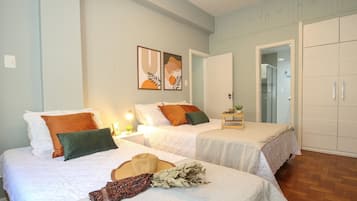 Apartamento | Ferros/tábuas de passar roupa, Wi-Fi de cortesia, roupa de cama