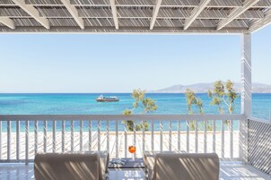 Suíte grand, 1 quarto, banheira de imersão, vista para o mar | Sacada