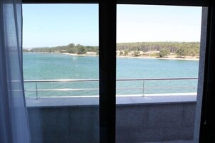 Quarto casal standard, 1 cama de casal | Escrivaninha, Wi-Fi de cortesia, roupa de cama