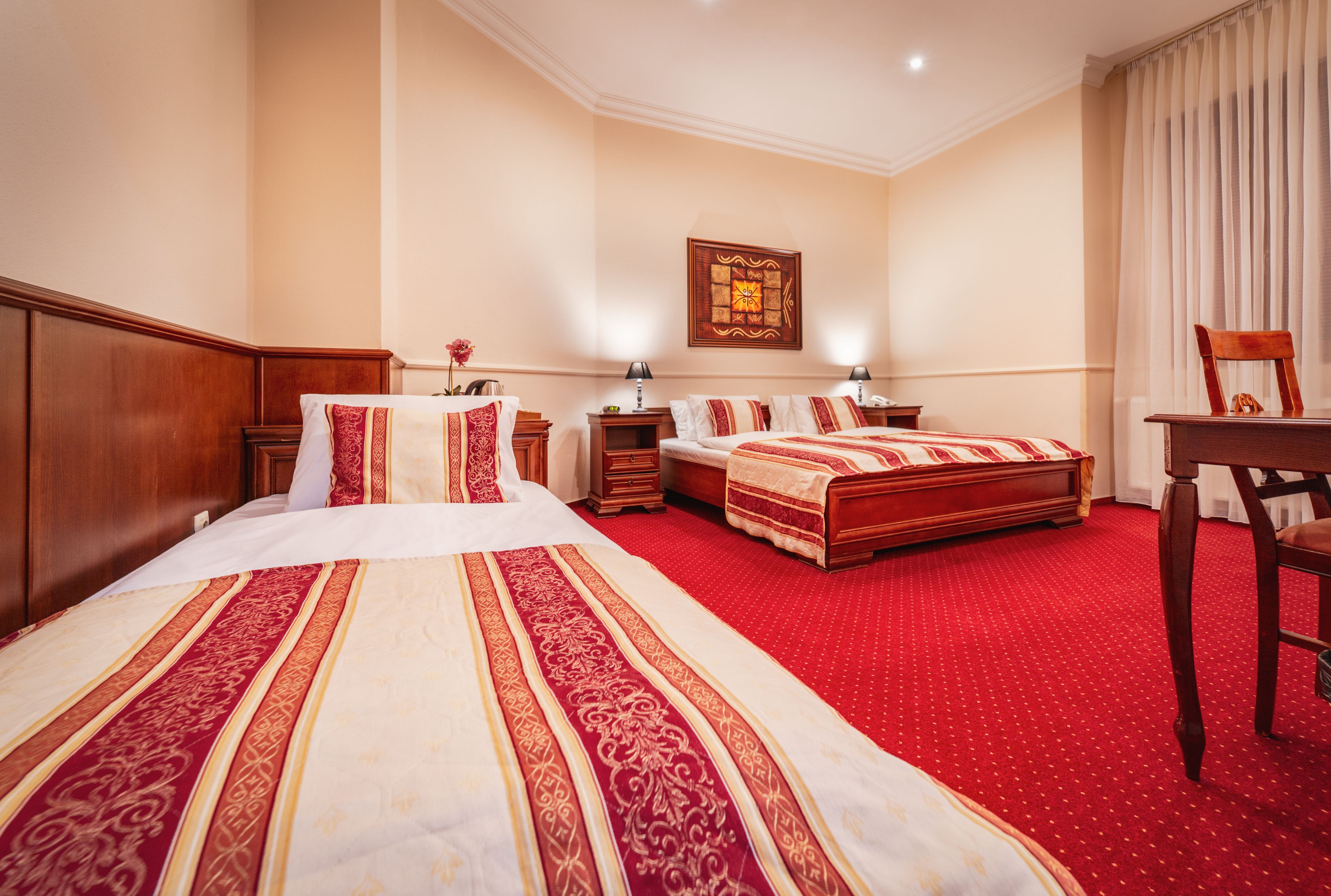 Quarto Triplo | 1 quarto, roupa de alta qualidade, minibar, cofre no quarto 