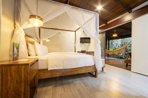 Quarto | Roupa de alta qualidade, edredões de penas, com decoração personalizada 