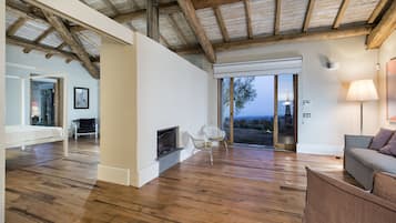 Pool Suite | 1 quarto, roupa de alta qualidade, minibar, cofre no quarto