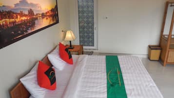 Quarto Duplo Comfort para 1 Pessoa | Sala | TV de ecrã plano