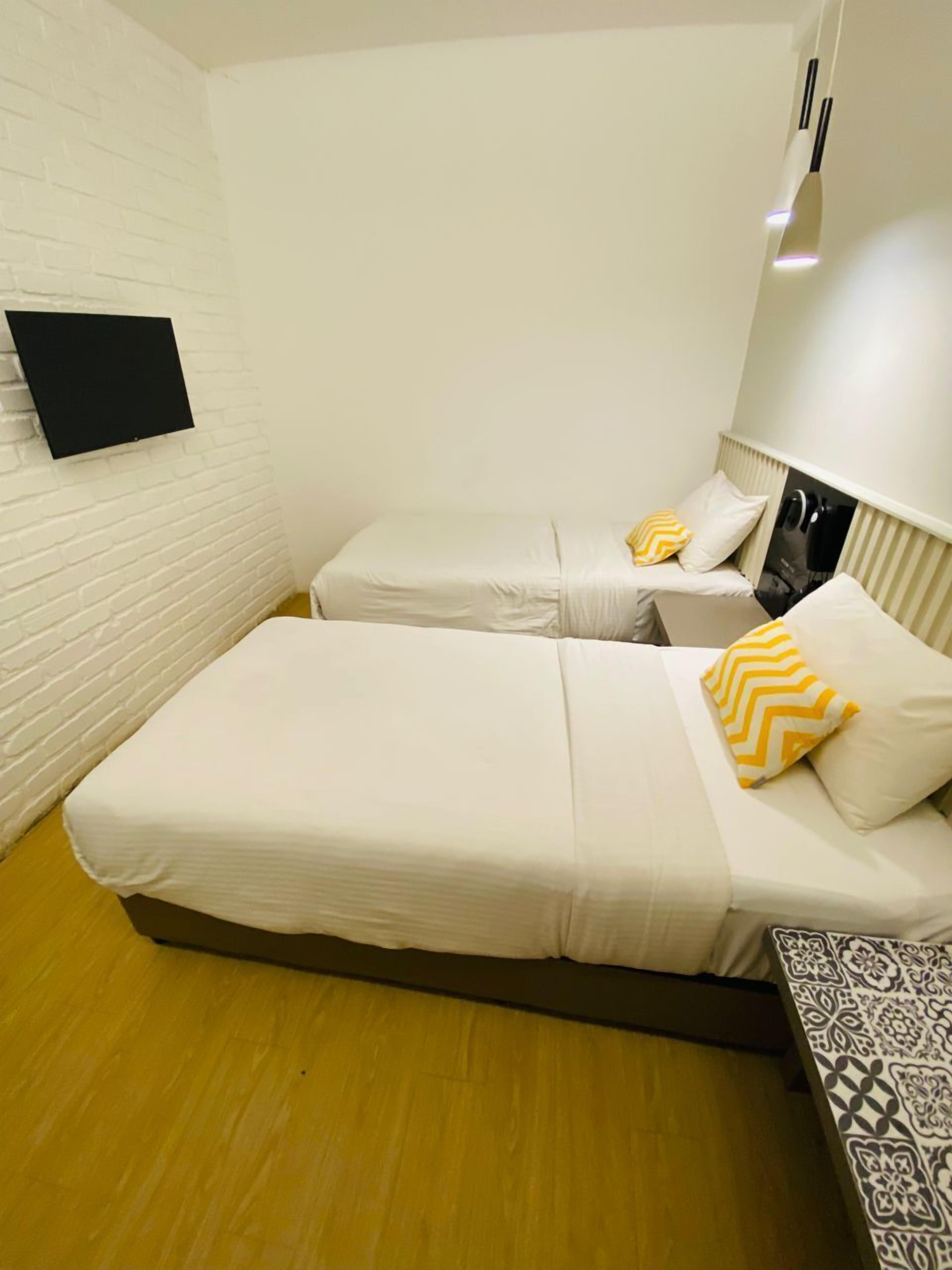 Quarto Twin Superior, 2 camas individuais | Cofre no quarto, secretária, ferro/tábua de engomar, Wi-fi grátis 