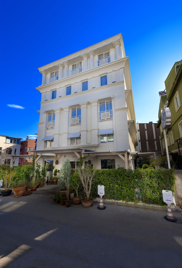 Nun Hotel Lara - Kundu