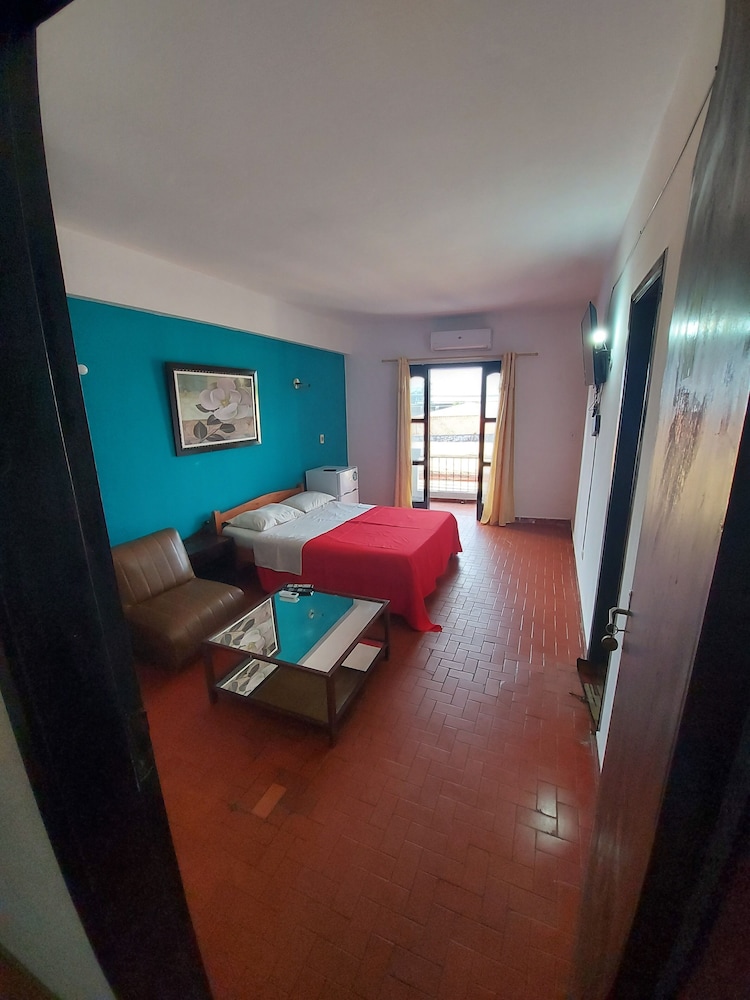 Costanera Hostel Asuncion - Asuncion