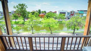 Superior Triple Room | Vista da varanda