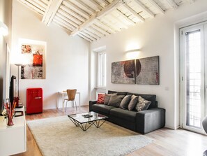 Penthouse, terraço, Vista para a cidade | Sala | TV de ecrã plano 