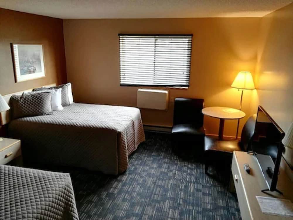 Lakeside Motor Inn - Escanaba, MI