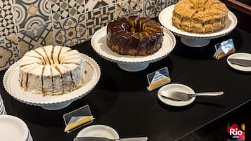 Pequeno-almoço tipo buffet diário incluído