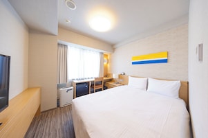 Quarto Duplo, não fumadores (For 2 People) | Edredões de penas, secretária, cortinas/cortinados opacos 