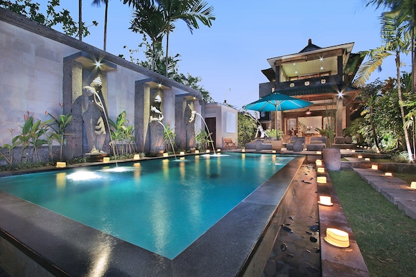 Two-Bedroom Private Pool Villa with Rice Field View | Piscina privativa
