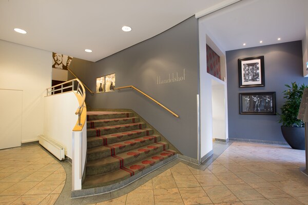 Garner Hotel Essen - Handelshof By Ihg - Essen