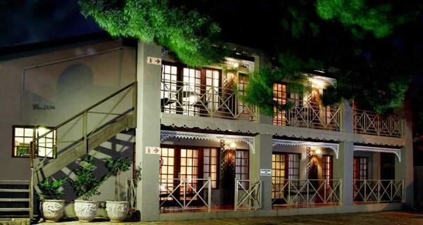 J'cups Guest House - Centurion