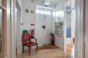 Entrada (vista interior)