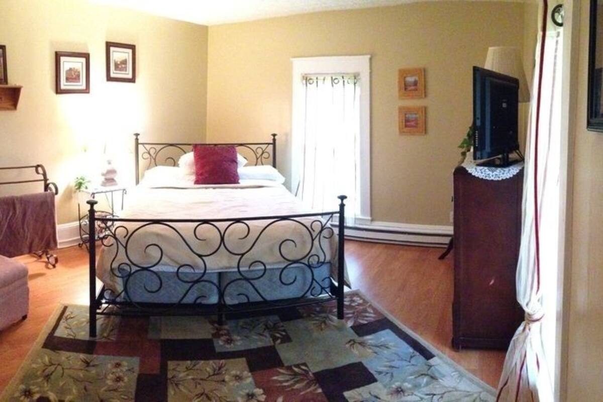 Apartamento, 2 quartos (Tuscany: 1st & 2nd Floor) | Ferro/tábua de engomar, Wi-fi grátis, com decoração personalizada 