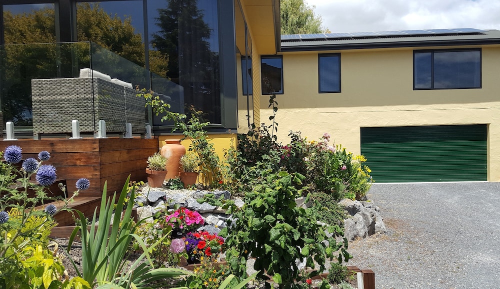 Hazelwood Mapua B&b - New Zealand