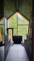 Salas para tratamentos a dois, sauna seca, banheira de hidromassagem