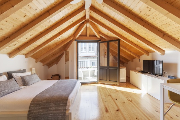 Loft, varanda, Vista para a cidade | Roupa de alta qualidade, quartos insonorizados, ferro/tábua de engomar