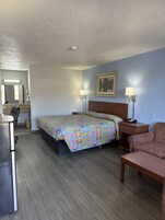 Ferro/tábua de engomar, camas desdobráveis, Wi-fi grátis 