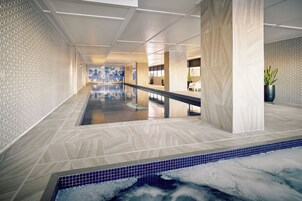 Piscina interior