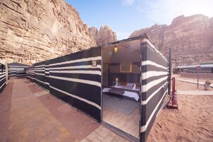 Barraca luxo, 1 quarto, banheiro privativo | Vista para a montanha