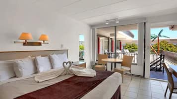 Type F, Building 2 | Cofres nos quartos, Wi-Fi de cortesia, roupa de cama