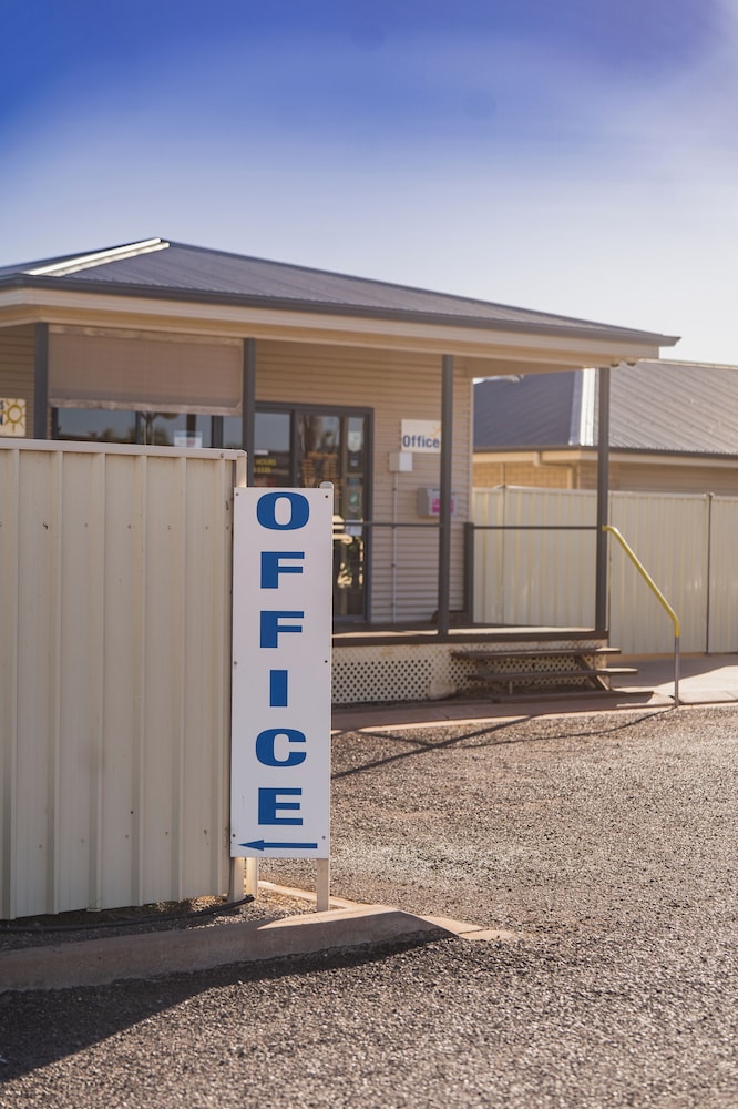 Sundowner Cabin And Tourist Park - Whyalla