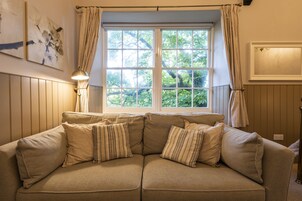 Quarto casal executivo (Room 8 1st Floor) | Individualmente decorados, individualmente mobiliados