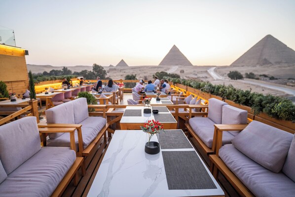 Great Pyramid Inn Reviews, Deals & Photos 2024 - Expedia.ca