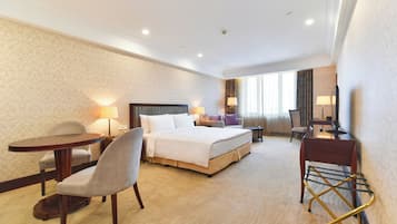 Quarto casal luxo | 1 quarto, roupas de cama premium, frigobar, cofres nos quartos