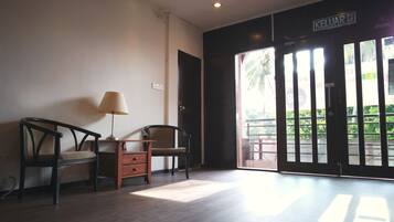 Entrada (vista interior)