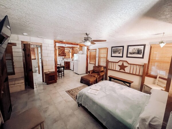 Gruene Cottages - New Braunfels, TX